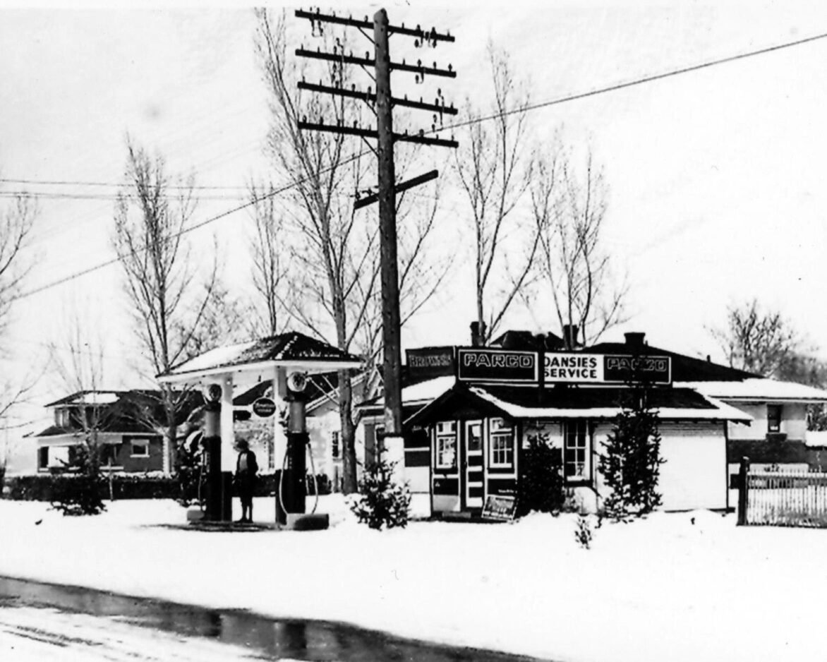 Collection, mural at Heritage Museum of Layton aims to take residents ...